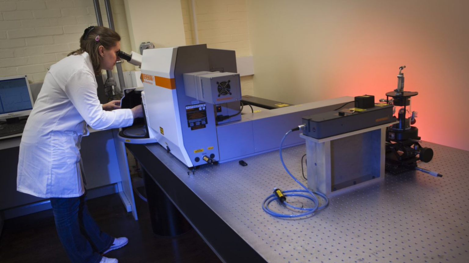 Optical Spectroscopy - Chemical Analysis Facility (CAF)