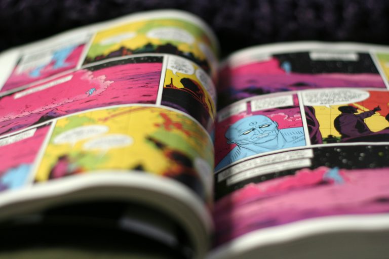 Five eye-catching graphic novels that define the genre - Connecting ...